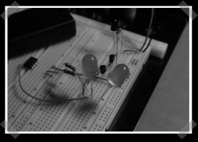 Flickering LED Circuit | Hackaday