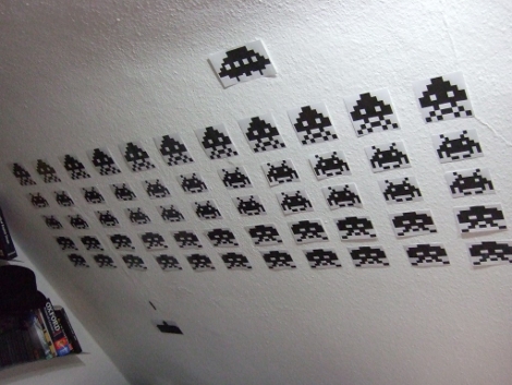 Analog Space Invaders With Human Controller | Hackaday