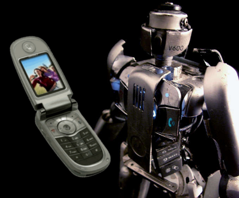 Desktop Decepticon Repurposes Cell Phone | Hackaday