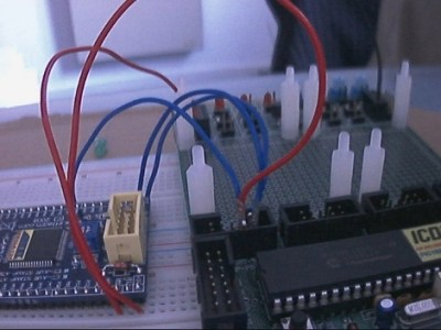 PIC Powered AVR Programmer | Hackaday