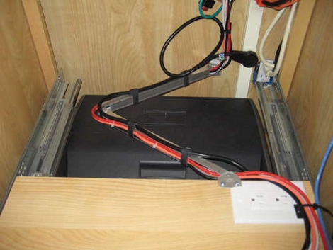 Cable Management For Pull-out Shelves | Hackaday