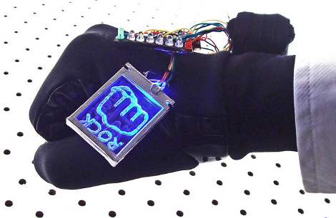 Game Glove Learns Your Weakness | Hackaday