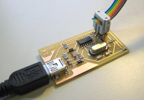 Minimalist AVR Programmer Is Just Fab! | Hackaday