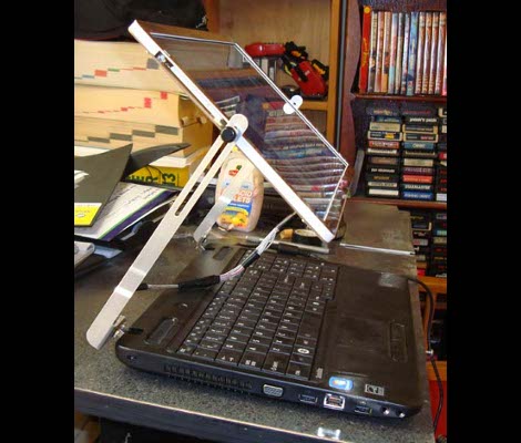 Swiveling Arms Replace Laptop LCD Hinges | Hackaday