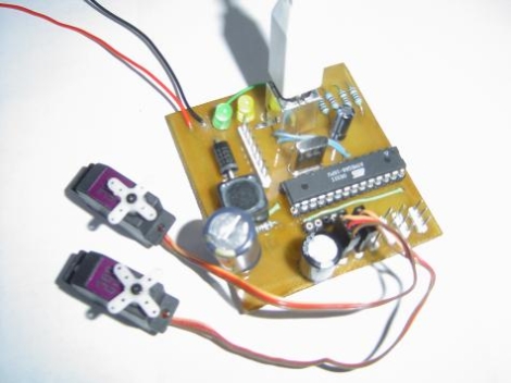 USB Controller For Multiple Servos | Hackaday