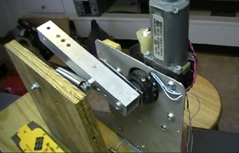 Automatic Ball Launcher Is For The Dogs | Hackaday