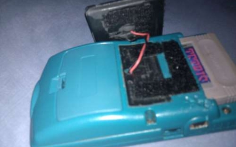 Solar-powered GameBoy Color Never Runs Out Of Juice | Hackaday