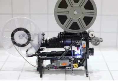 Lego Technic Super 8 Movie Projector | Hackaday