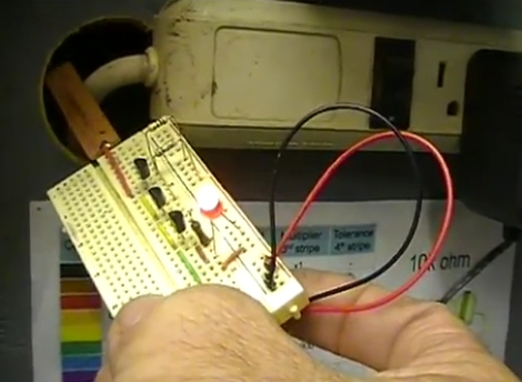 [Dino] Builds A Simple Non-contact Voltage Detector | Hackaday