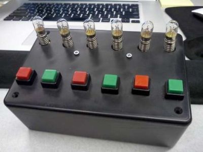 Children’s Light Up Toy Is An Easy Hand-made Gift | Hackaday