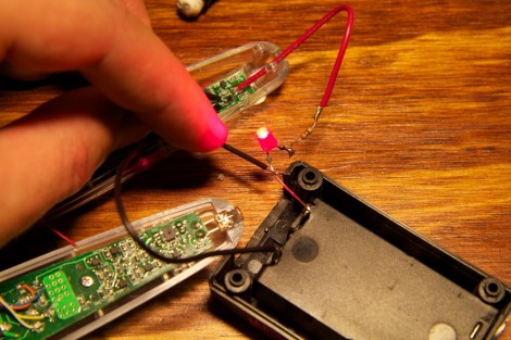 Reverse Engineering The Icebreaker POV Toy | Hackaday