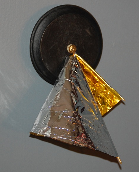 Tutorial: Build A Manifold Clock For $10 | Hackaday