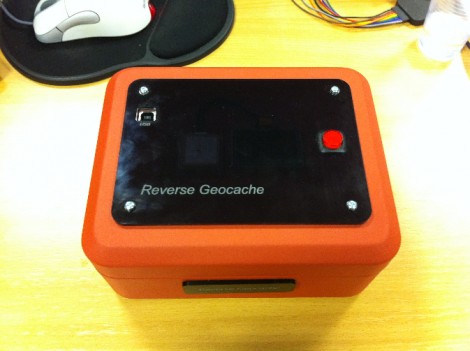 Reverse Geocache Box Looks Great And Packed With Features | Hackaday