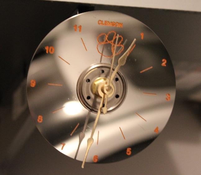Cu-clock-orange-paint-pen | Hackaday