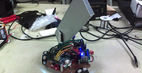 Kiwi Drive | Hackaday