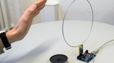Quick And Easy Arduino-powered Theremin | Hackaday