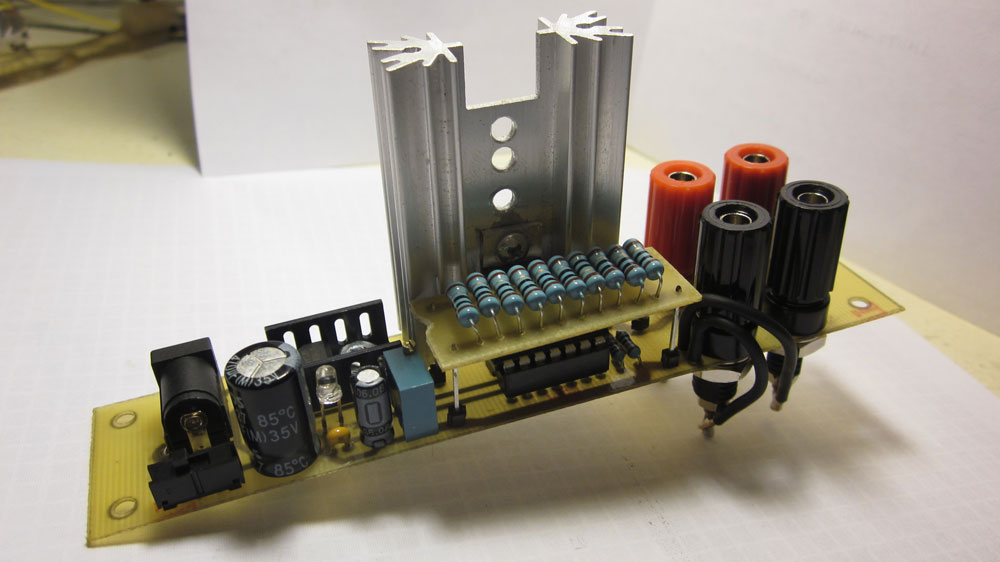 Constant Current Dummy Load | Hackaday