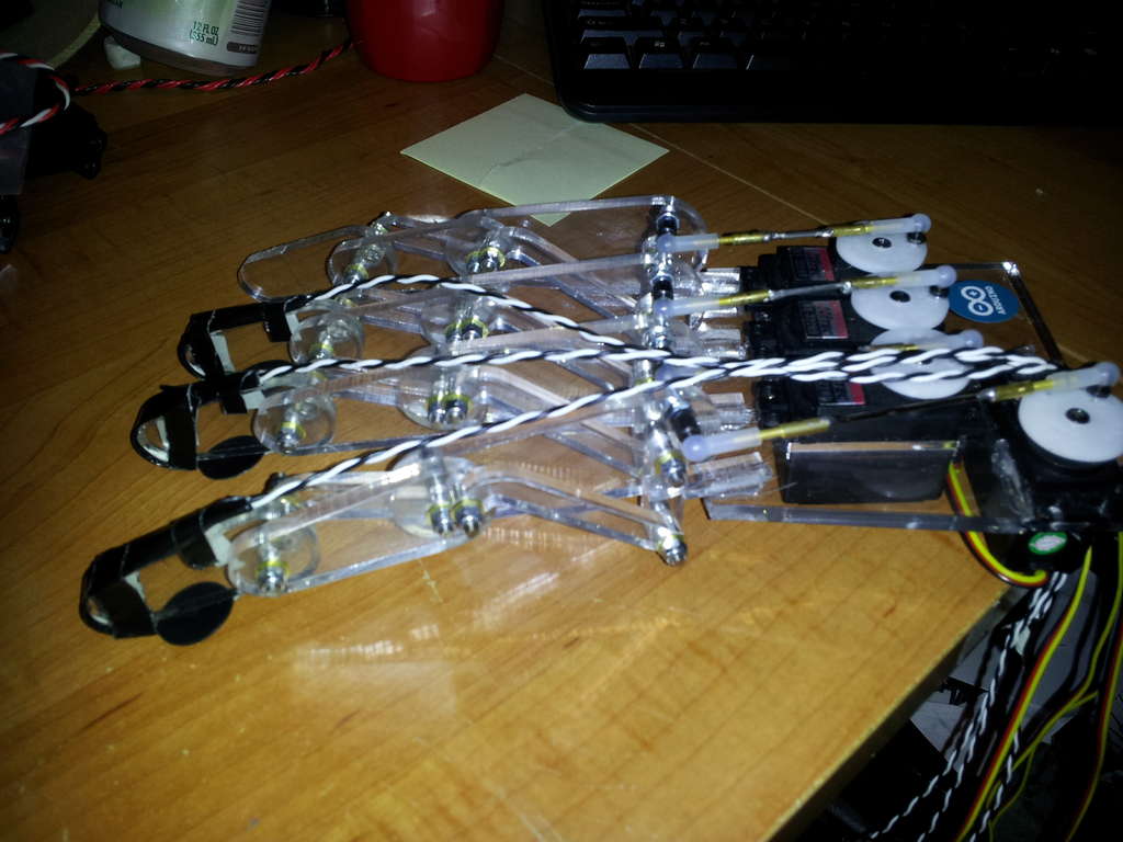 Robotic Hand With Haptic Feedback | Hackaday