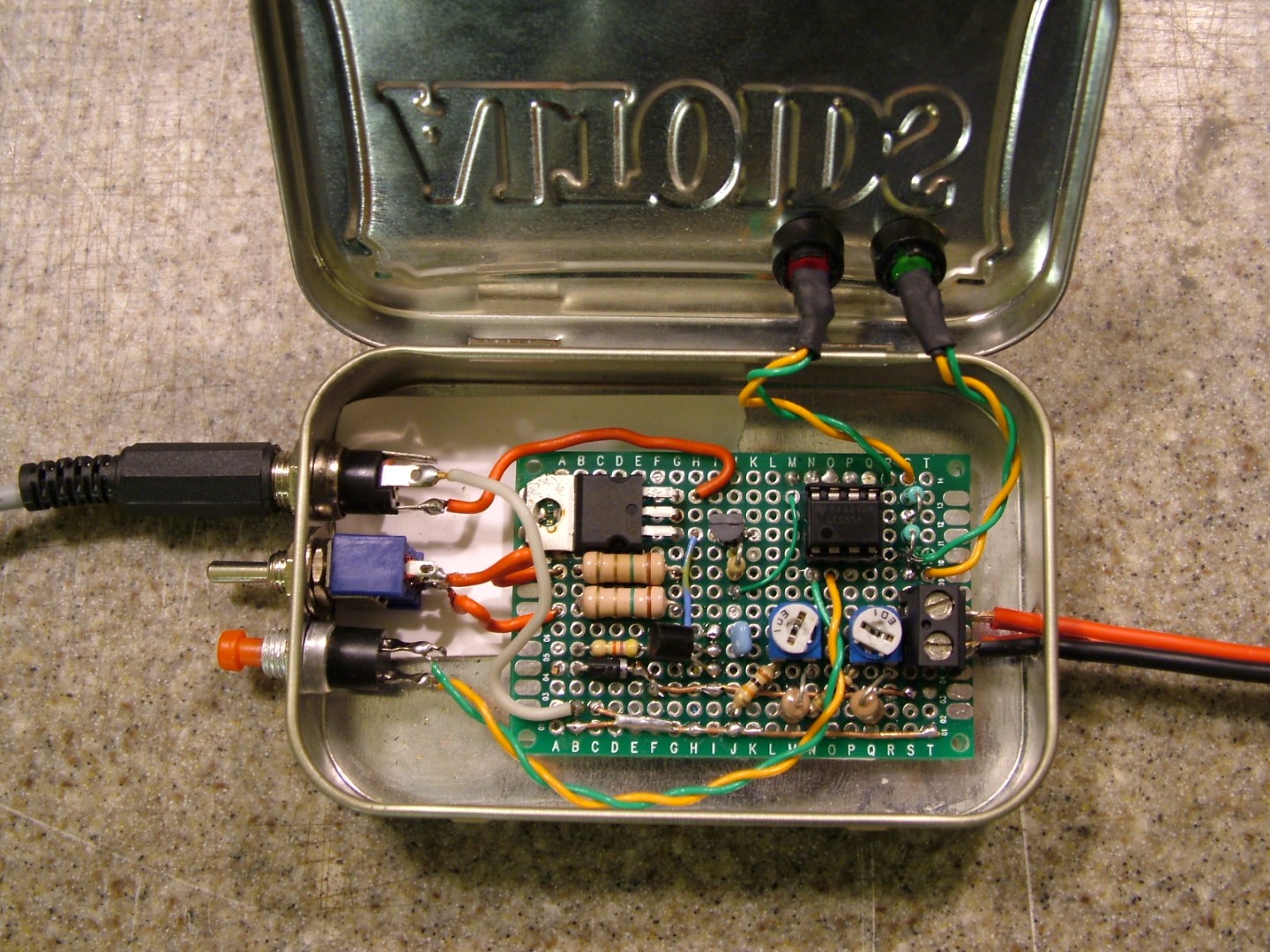 555-timer Charges Lead Acid Batteries | Hackaday