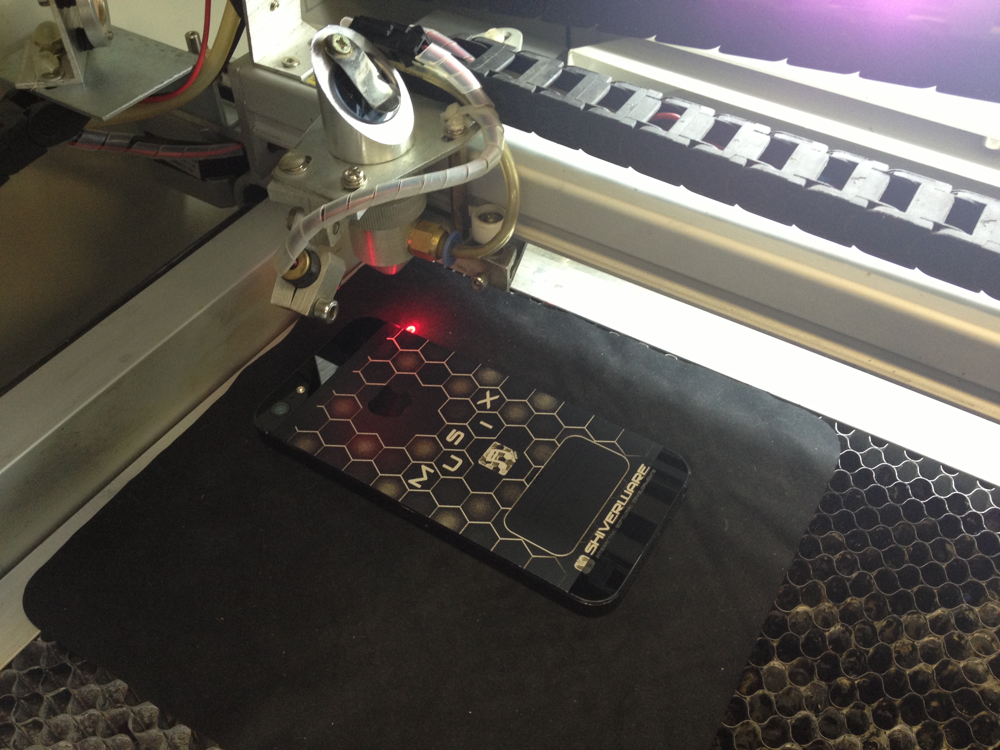 Laser Etching An IPhone 5 | Hackaday