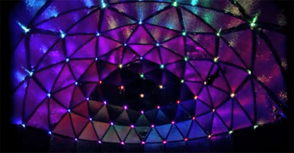 Putting Yourself Inside A Display | Hackaday