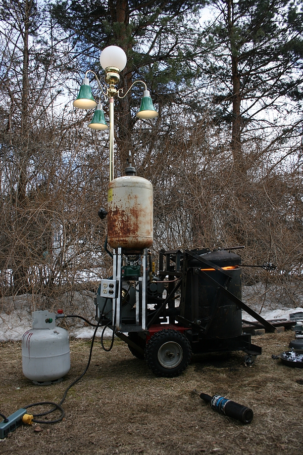 Melting Metal With A DIY Foundry Furnace | Hackaday