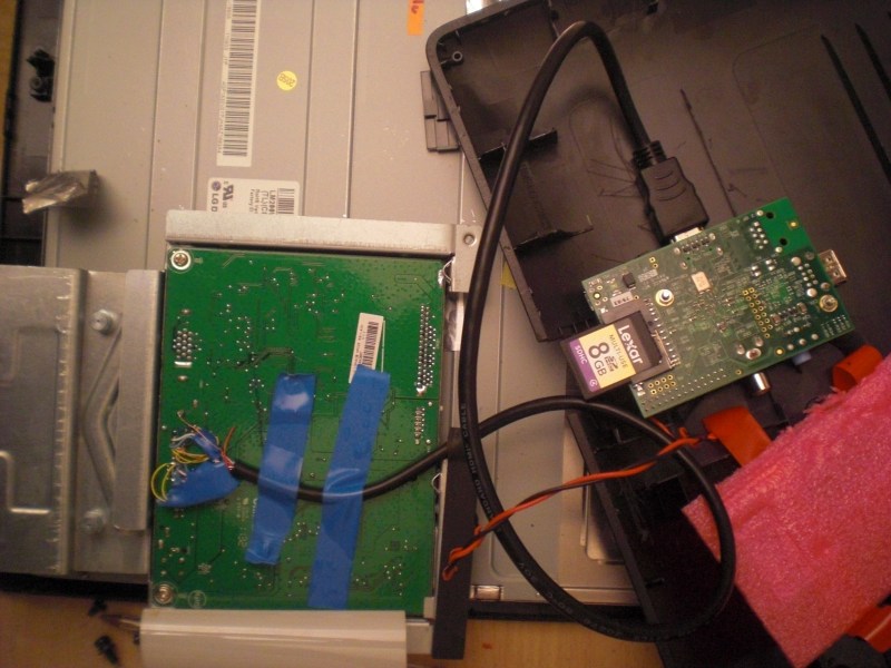Raspberry Pi Housed Inside A Computer Monitor Hackaday 1385
