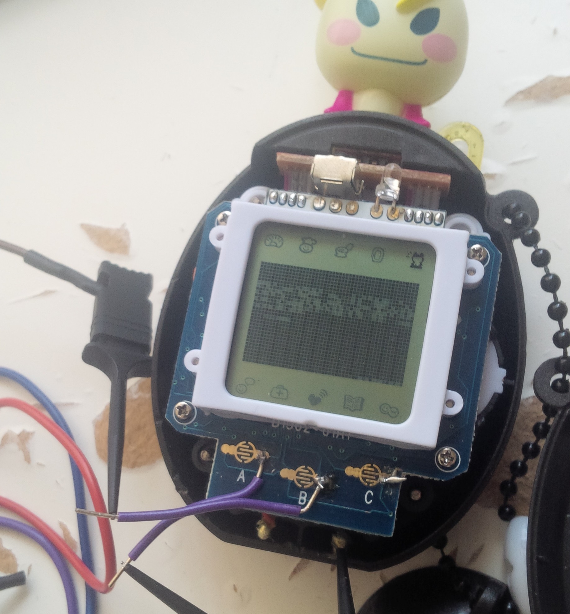 Tamagotchi ROM Dump And Reverse Engineering | Hackaday