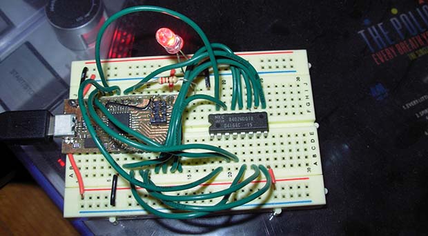 Testing DRAM From A Commodore 64 | Hackaday