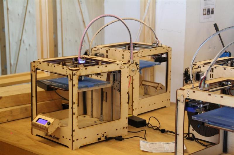 Hackerspacing In Europe: A Children’s Hackerspace In Eindhoven! | Hackaday