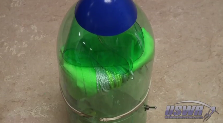 Nose Cone Parachute Deployment From A Soda Bottle, Rubber Band, And Servo | Hackaday