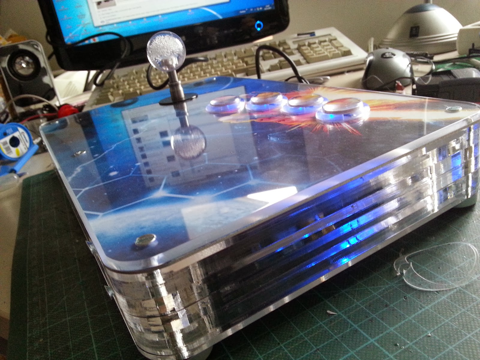 A Raspberry Pi Arcade Stick | Hackaday