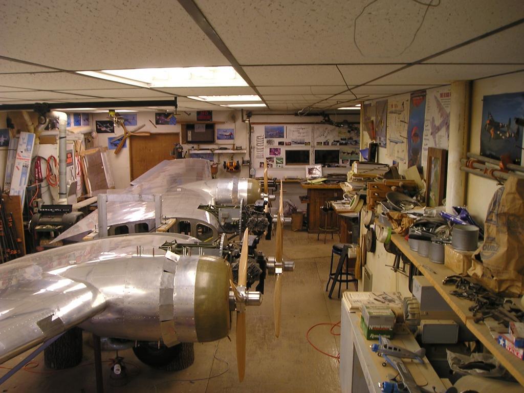 Bally’s Bomber – A 1/3rd Replica Of A B-17G | Hackaday