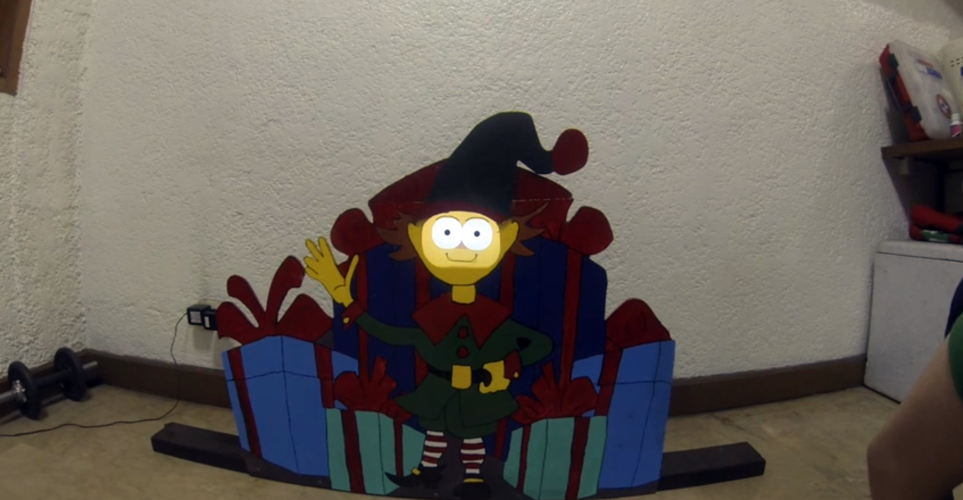 An Animated Elf | Hackaday