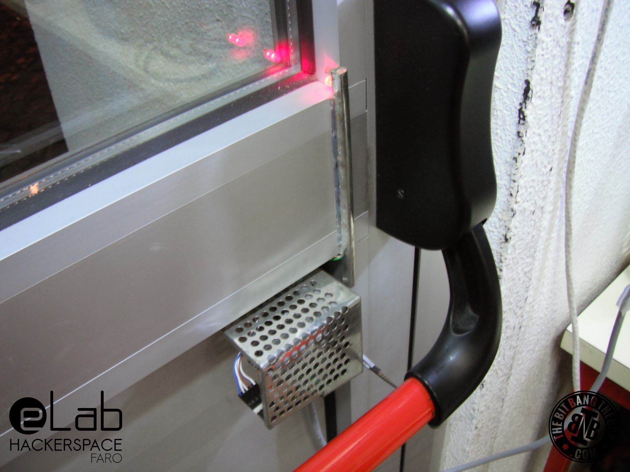 Open Your Hackerspace Door With A Phone Call | Hackaday