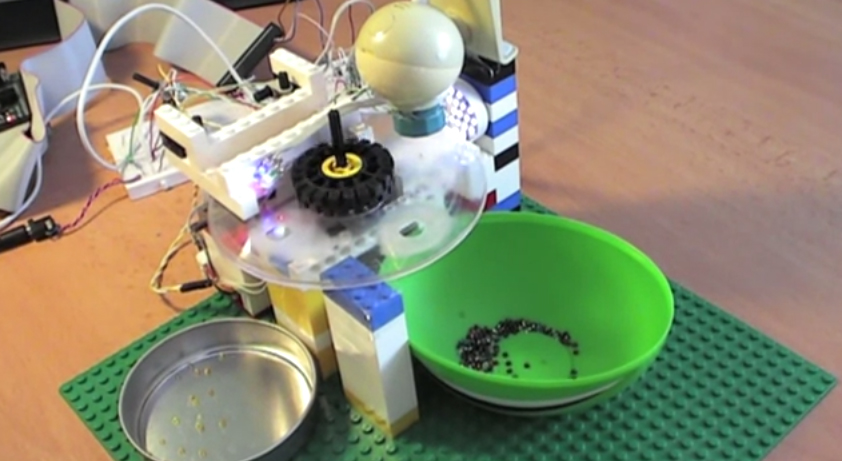 Automatically Sorting Beads By Color | Hackaday