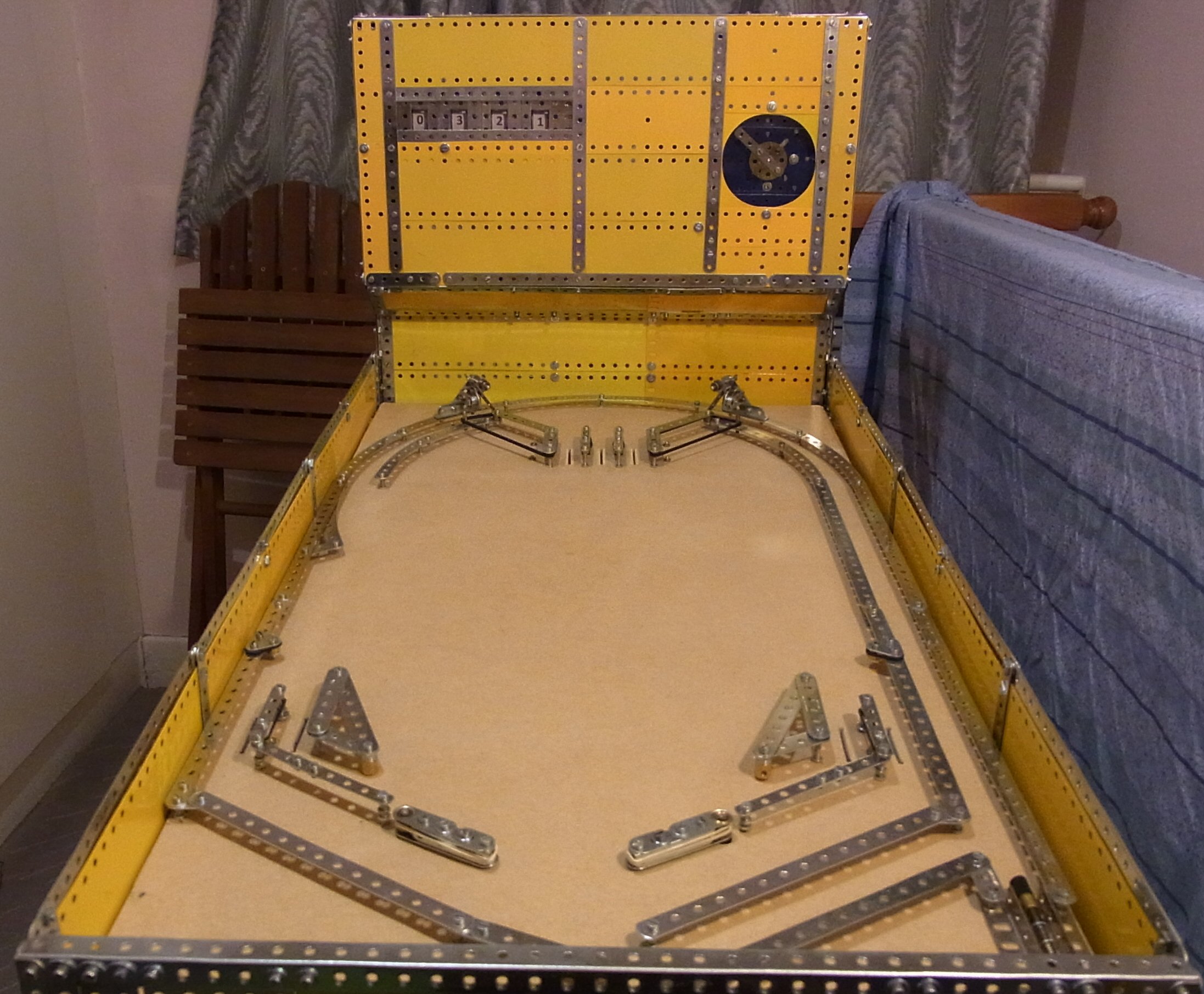 Meccano Pinball | Hackaday