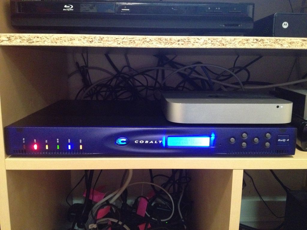 Cobalt RaQ Retrofit Help Geek Up Your Entertainment Center | Hackaday