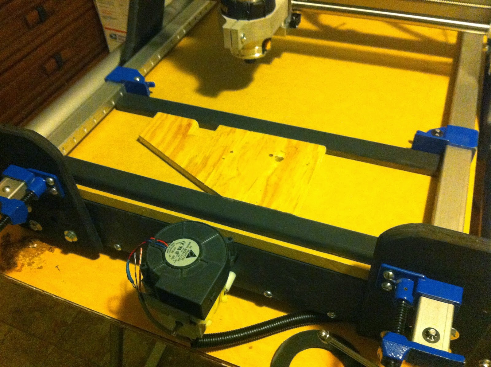 A Different Kind Of CNC Workpiece Clamp | Hackaday