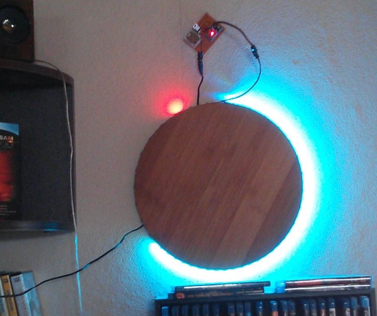 LED Clock Looks Cool AND Tells Time | Hackaday