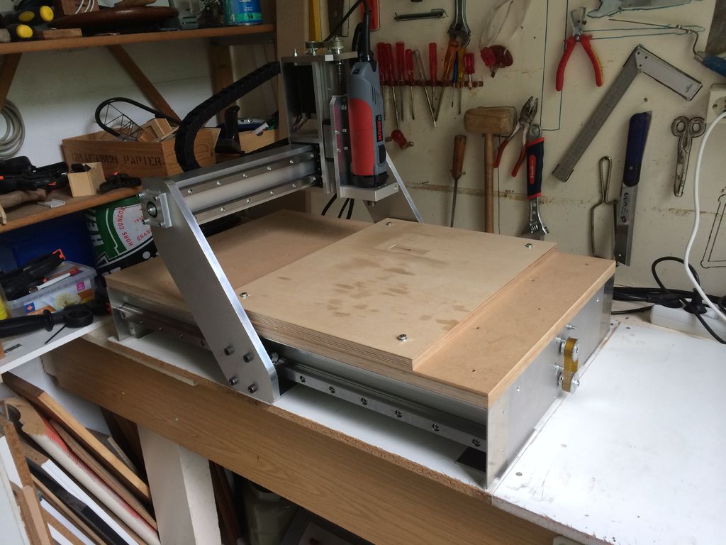 Building A CNC Milling Machine For Less Than $1300 | Hackaday