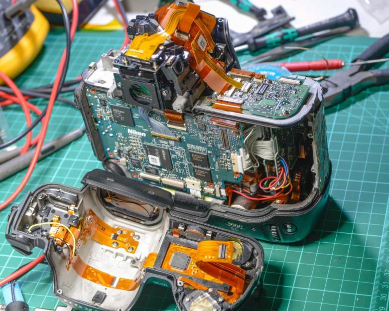 Repairing A Nikon D3 | Hackaday