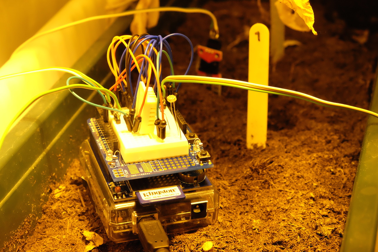 This Arduino Hookup Is Perfect For Microgrowery | Hackaday