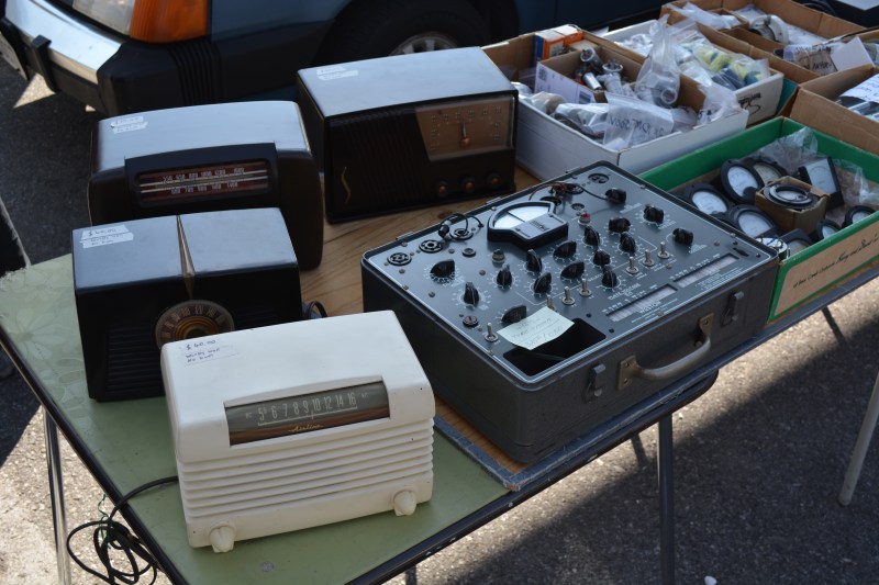 Experience The “Farmer’s Market” Of Vintage Electronics | Hackaday