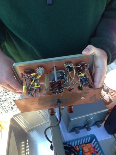 Heathkit Tube Sig Gen Inside | Hackaday