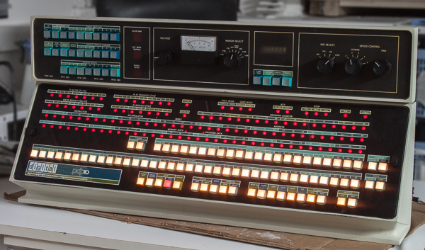 Restoring A PDP-10 Console Panel | Hackaday
