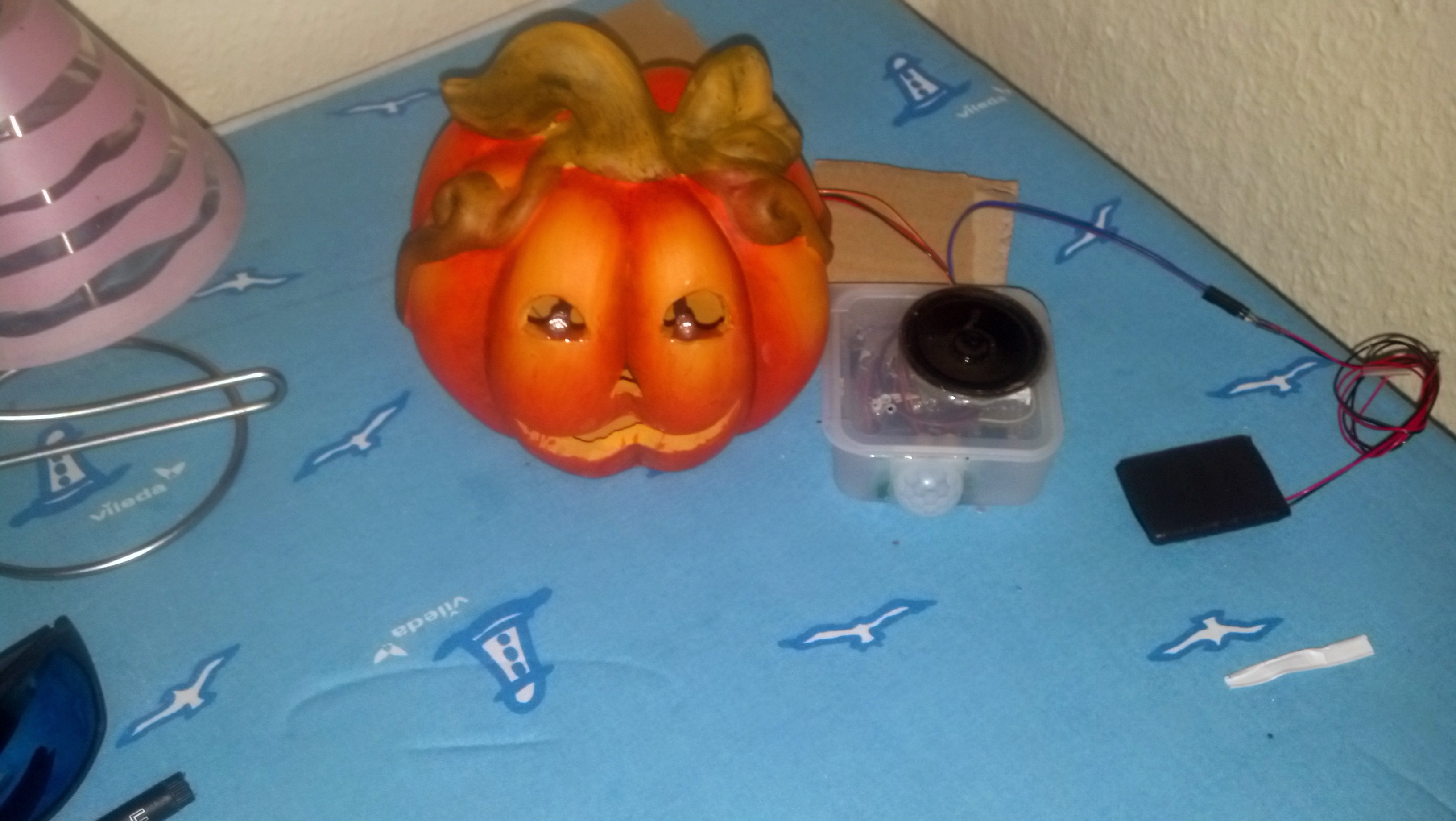 Hacklet 20 – Halloween Hacks | Hackaday