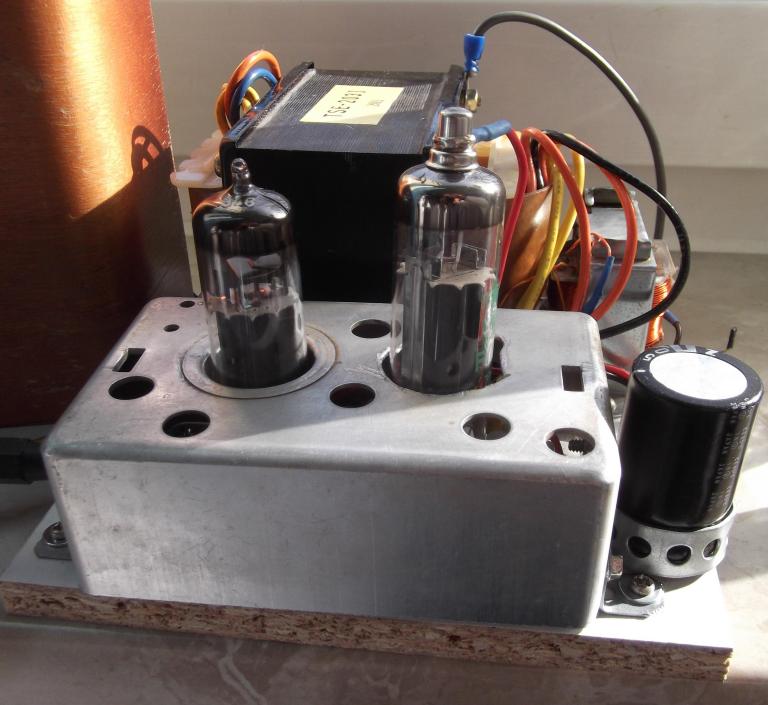 Hacklet 23 – The Groove Tube | Hackaday