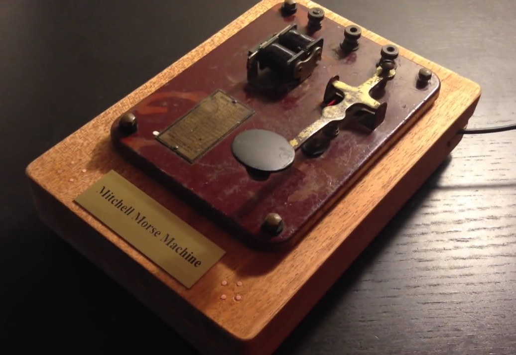 A Wireless Web-Connected Morse Code Keyer | Hackaday