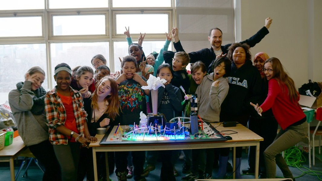 School Kids Build Ontario Power Generation System Model | Hackaday